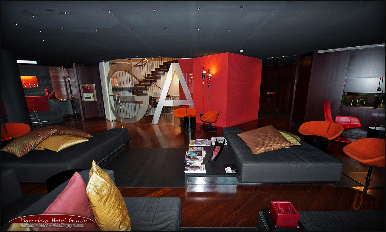 Barcelona Travel Guide: Barcelona Cram Hotel