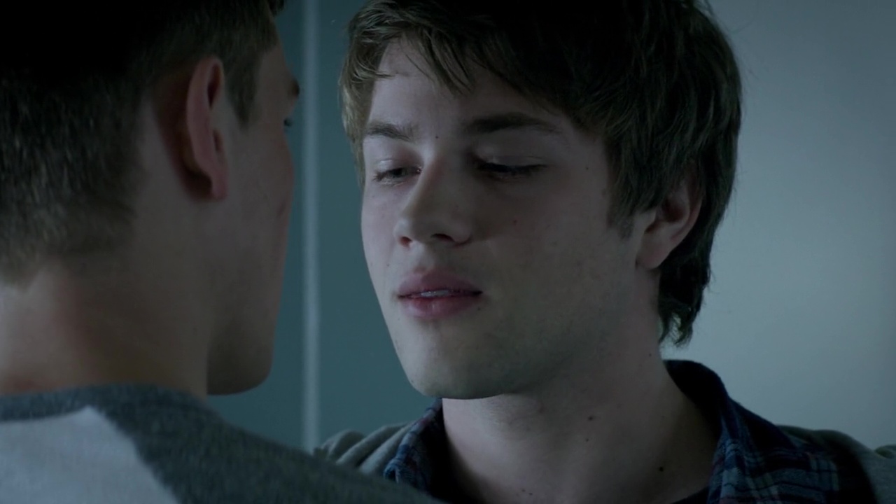 ausCAPS: Taylor John Smith and Connor Jessup in American Crime 2-06 "Season Two: Episode Six"