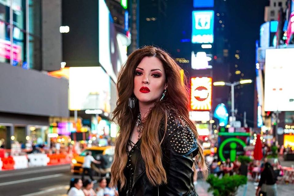 adriconelrock: AILYN nos habla de su nuevo proyecto junto a Mike ...