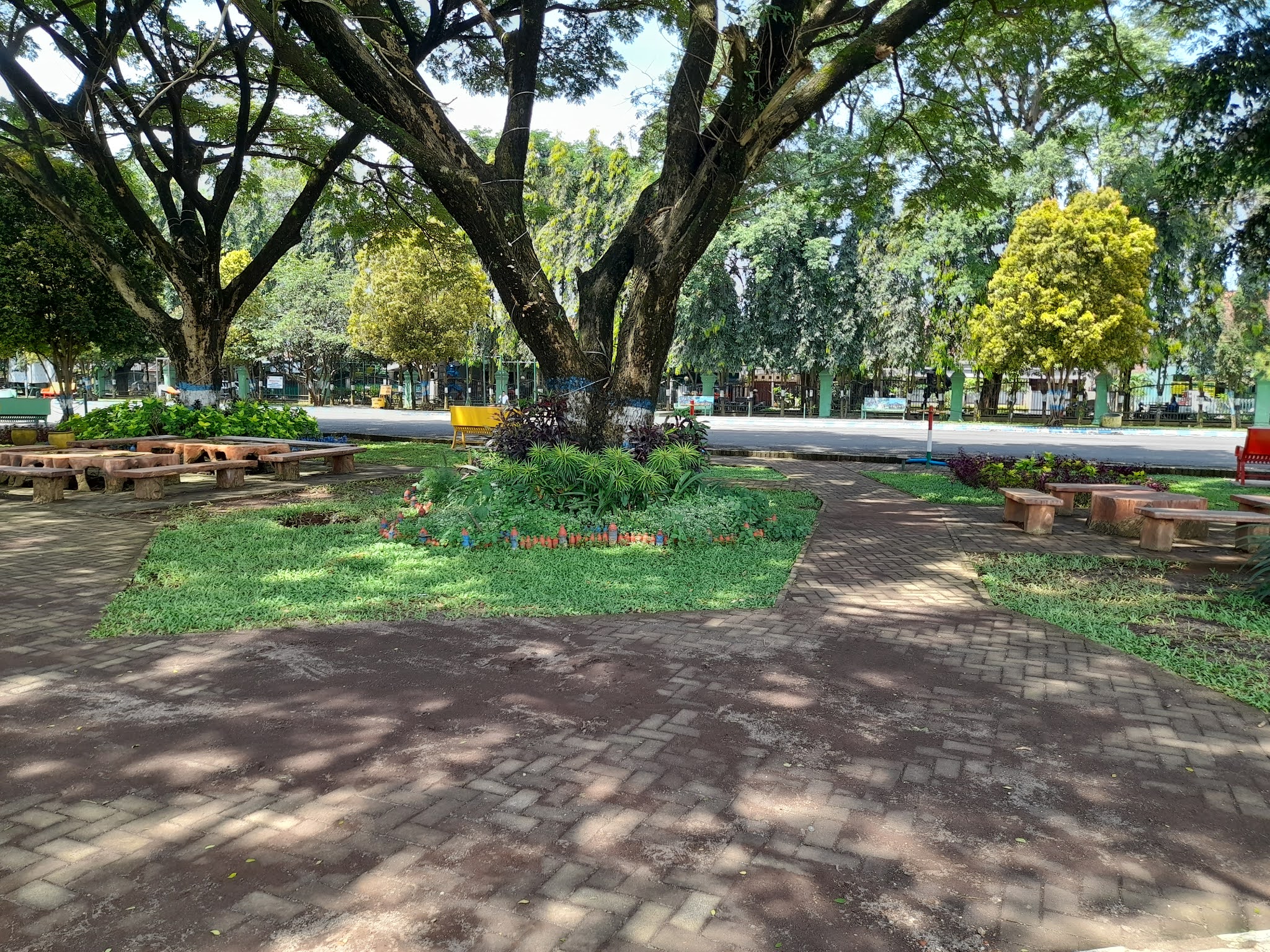 Berwisata Ria di Lapangan Rampal Kota Malang - *Dolanku*