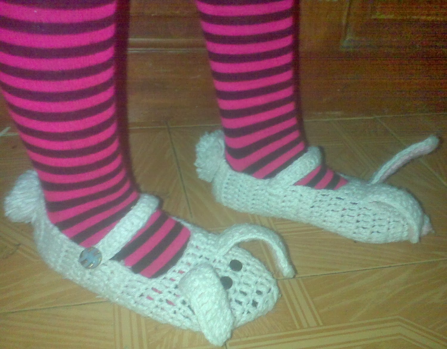 Enedina Nava Blackmoon More Bunnies Super Cute Crochet Bunny Slippers enedina-nava-blackmoon-more-bunnies-super-cute-crochet-bunny-slippers