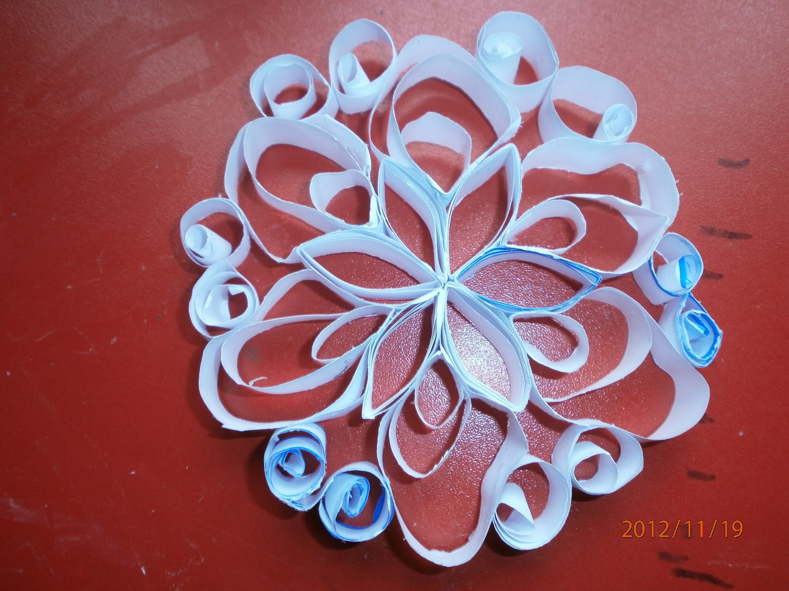 Model de FULGI de nea din HARTIE - 77 :: Fise de lucru - gradinita si ...