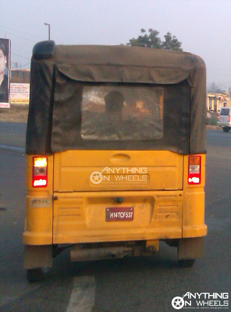 ANYTHING ON WHEELS: Bajaj RE 445M Diesel Auto-rickshaw spotted testing ...