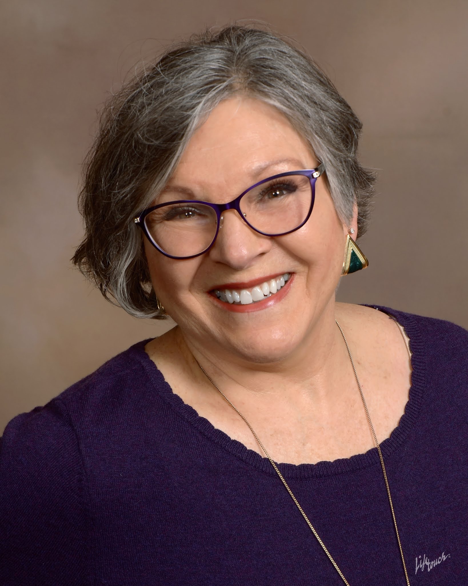 book reviews, etc.: Author Spotlight: LoRee Peery