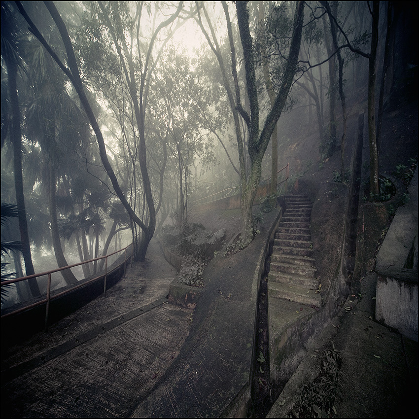 Pavel Kiselev. Ghostly Hong Kong | Doctor Ojiplático