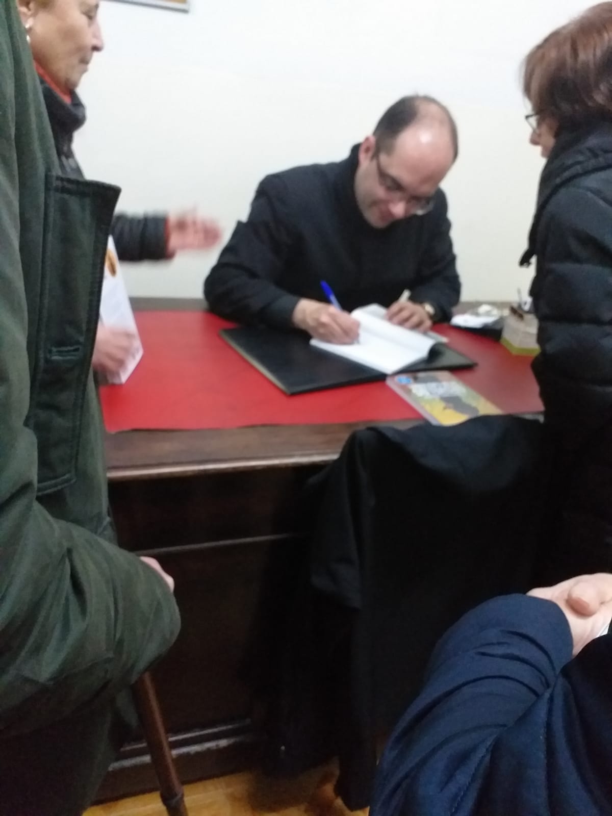 Presentación del libro del cura Antonio María Domenech - Infovaticana Blogs