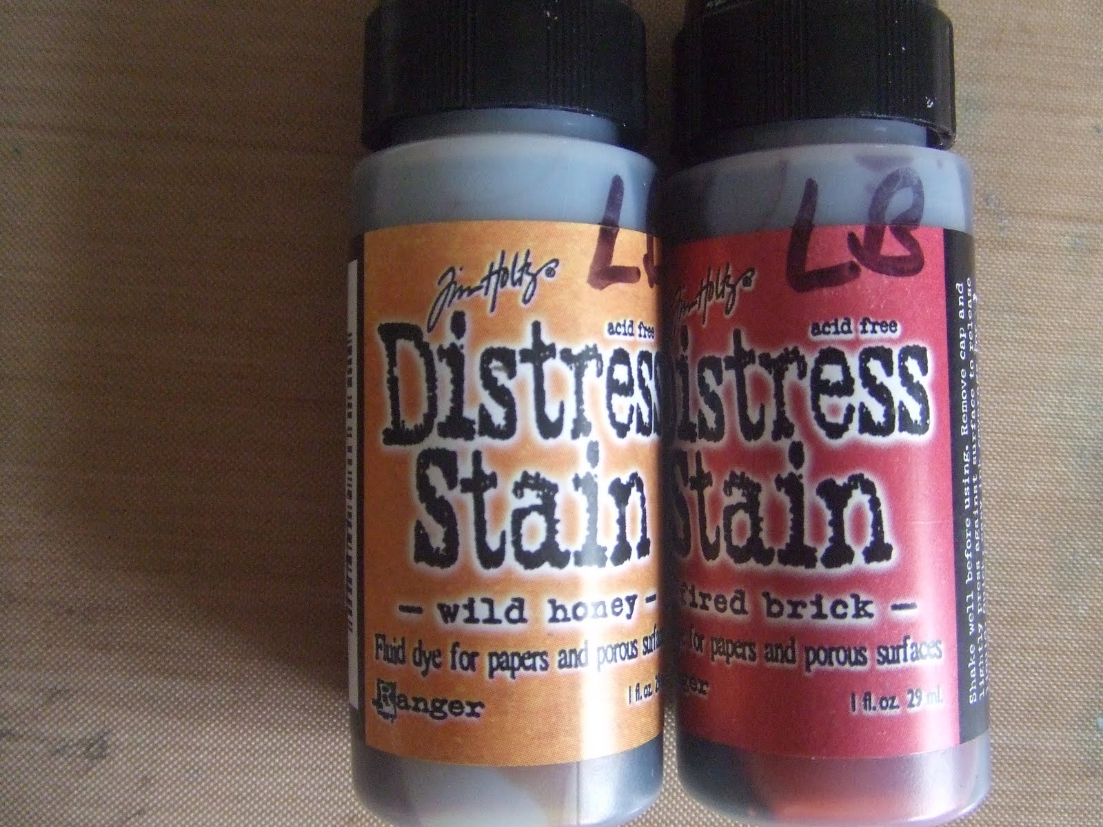 Yours Artfully: Fresco Finishes and Distress Stains