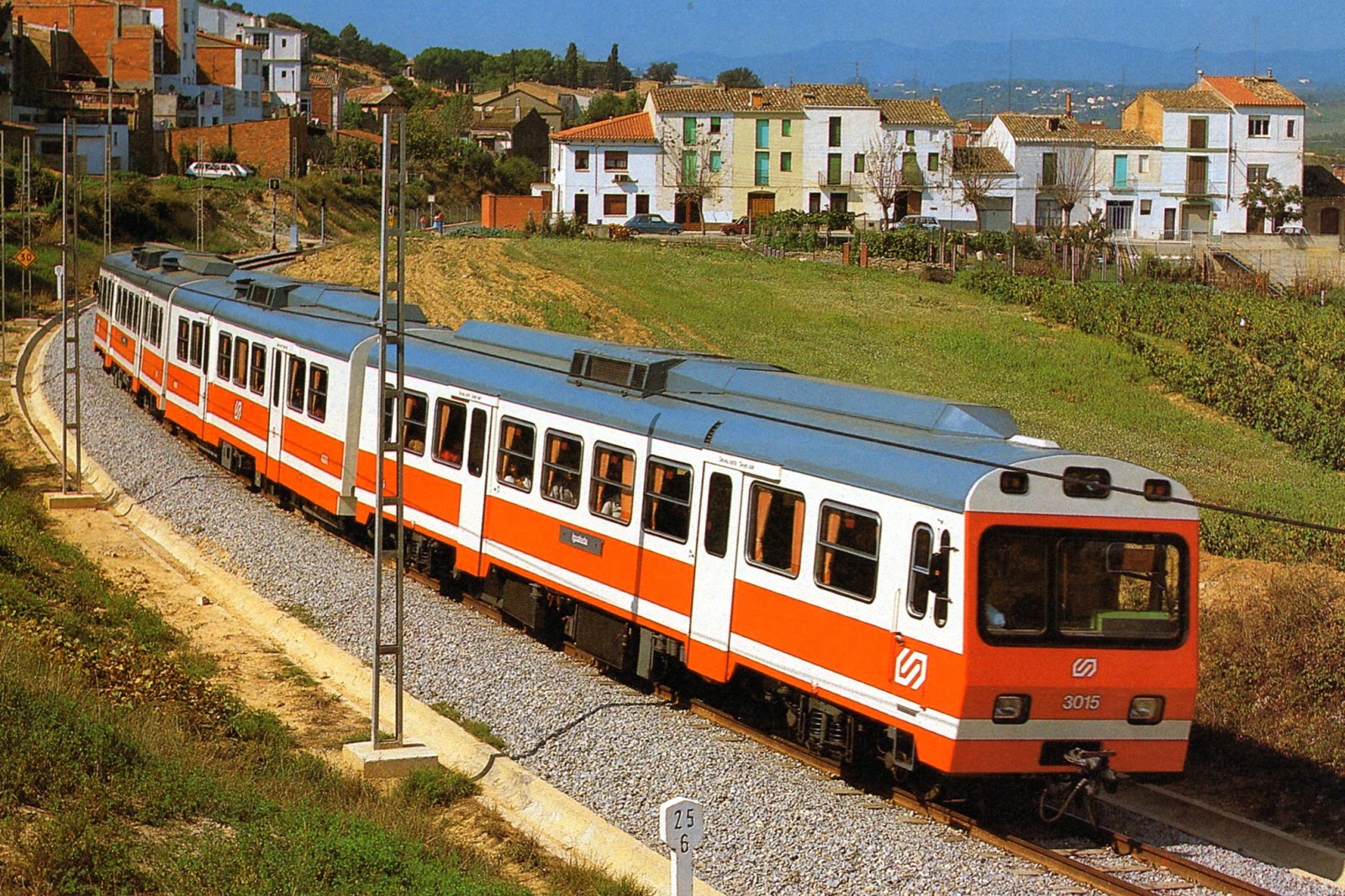 Rails sense fronteres: FGC - Unitat de tren, sèrie 3000 (Reformades).