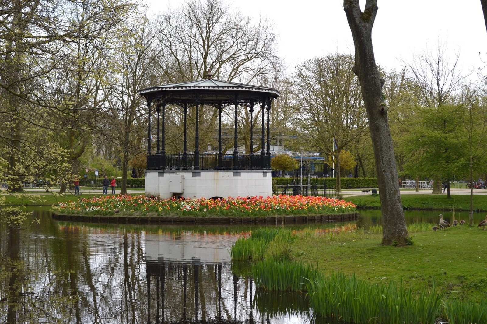 10 Reasons To Visit Vondelpark In Amsterdam | Polly and Pip