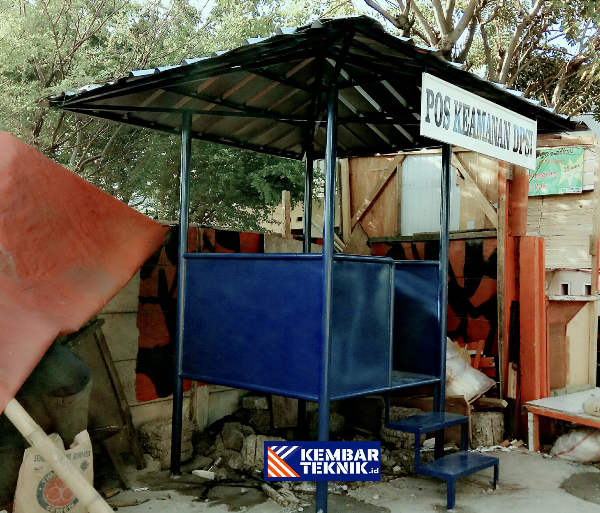 Pos Satpam Besi Cocok untuk Perumahan Minimalis