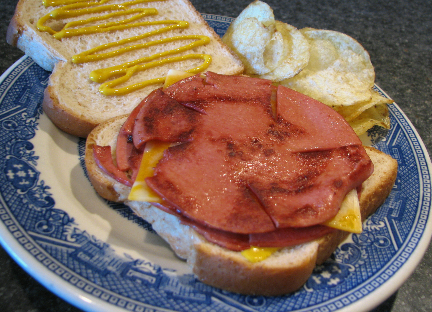 Fat Johnny's Front Porch: Fried Boloney Sandwich