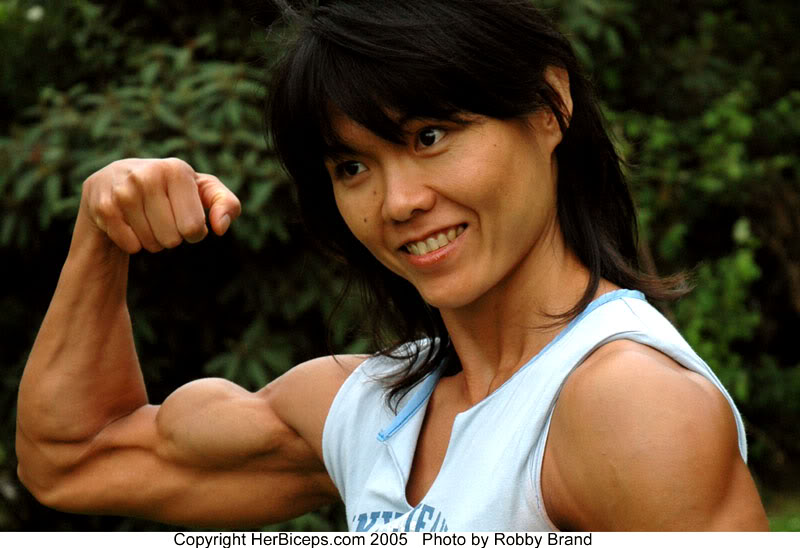 Muscles and Women a Great Combination: Aki Nishimoto