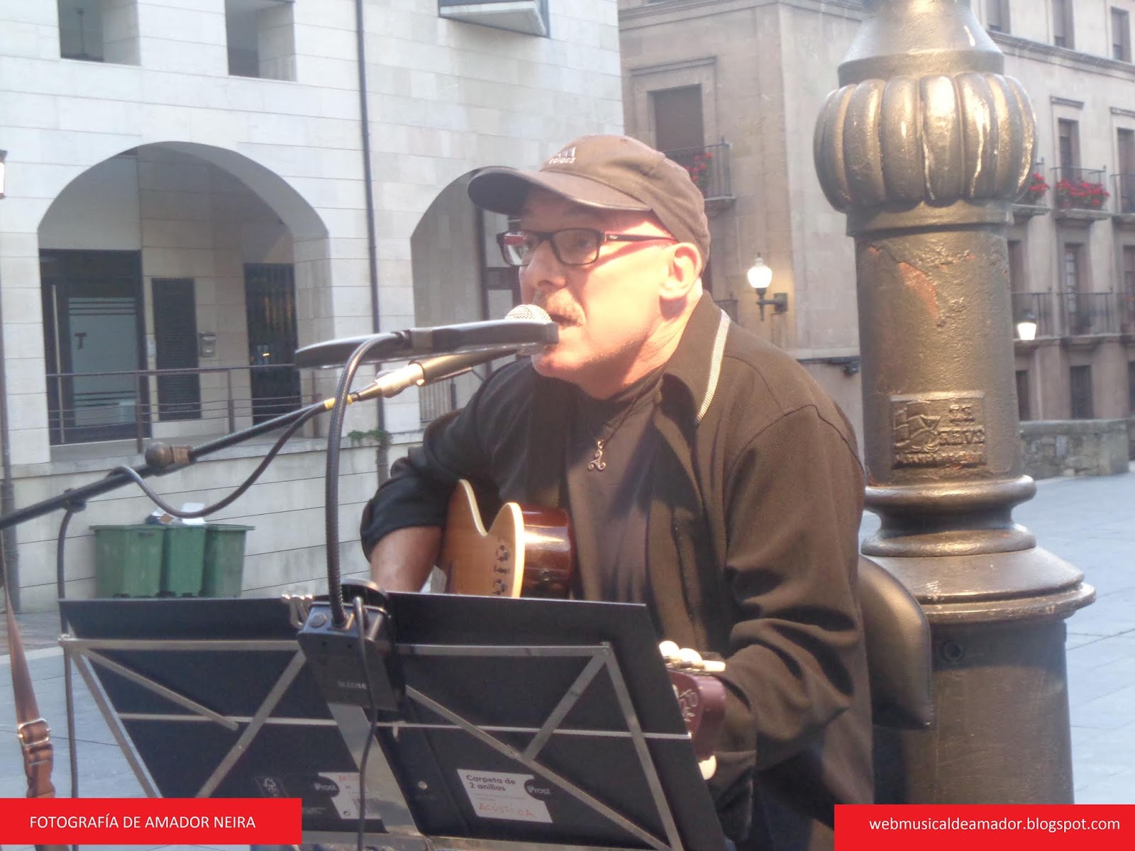 Web Musical de Amador: TONY FERRER EN LA PLAZA DE CARLOS LOBO 16-08-19