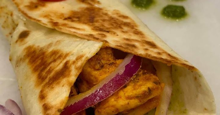 The Sizzling Pan: Chicken Kati Rolls/ Chicken Frankies