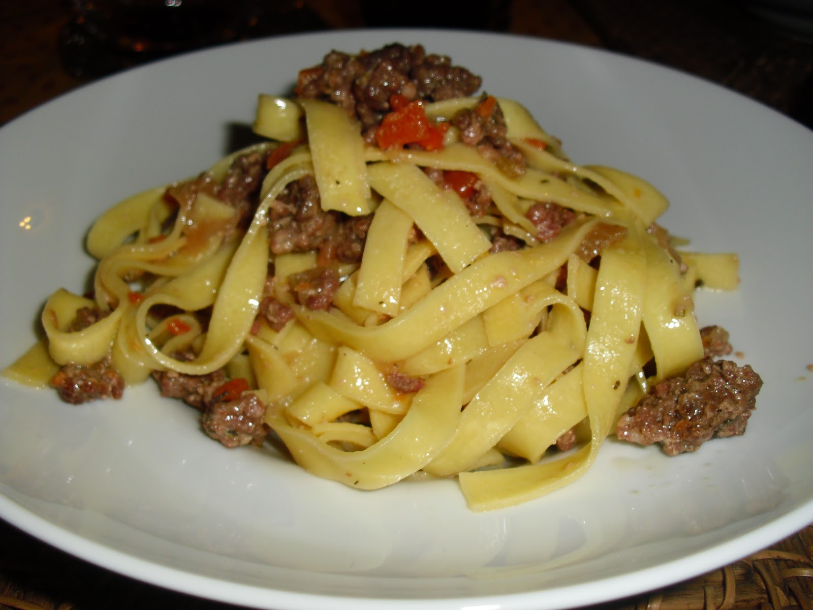 Gemma Olivia...: TAGLIATELLE AL RAGU' BIANCO