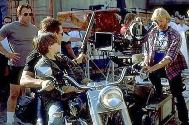 35 Amazing Behind the Scenes Photos From the Making of “Terminator 2 ...