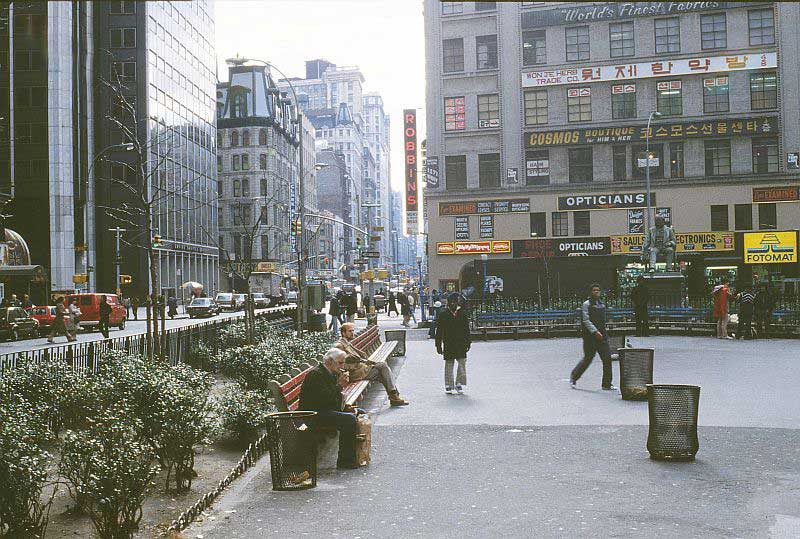 Random Musings: Then and Now: West 32nd Street at Broadway, NYC