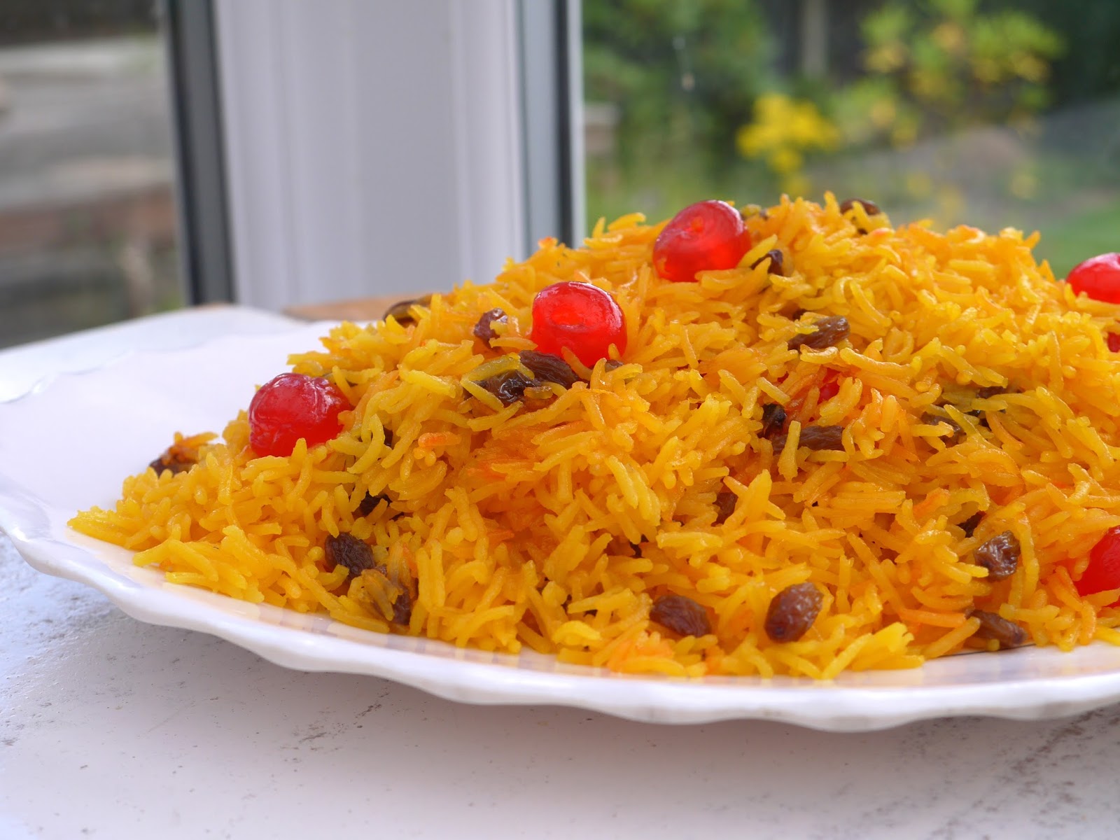 This Muslim Girl Bakes: Zardah / Sweet Yellow Rice.