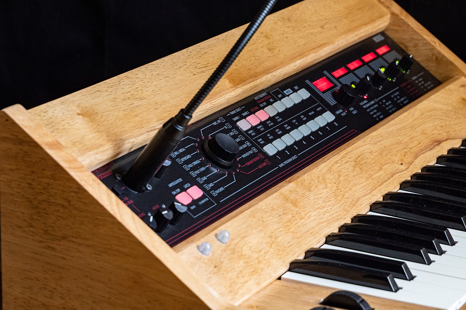 MATRIXSYNTH: Unique Korg R3 synthesizer in a custom wooden high quality ...