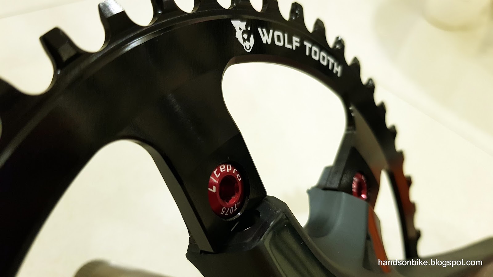 Hands On Bike: Dahon MuEX: 1x11 Drivetrain - Wolf Tooth 48T Chainring ...