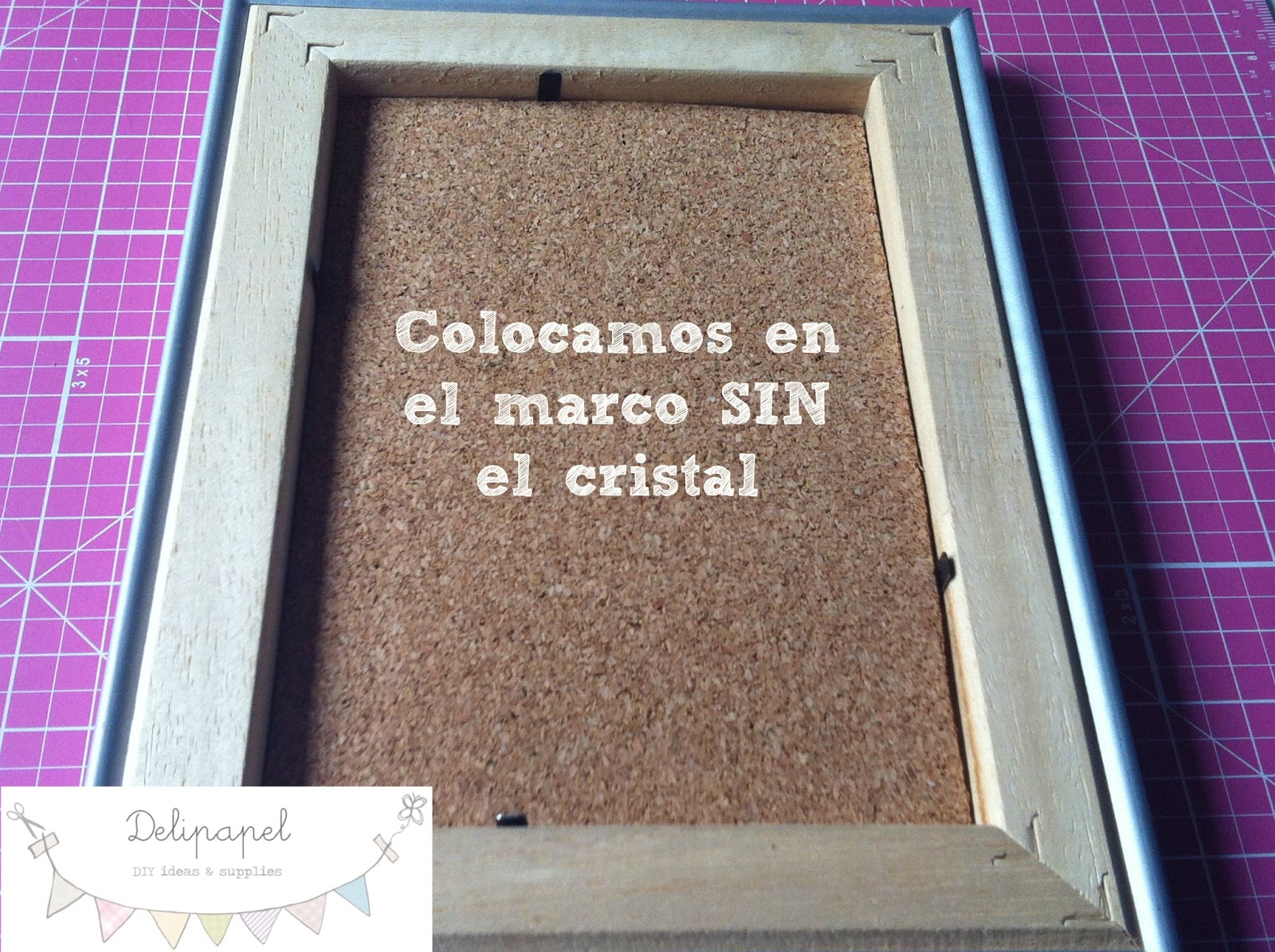 Delipapel: DIY Corcho en Marco de Fotos