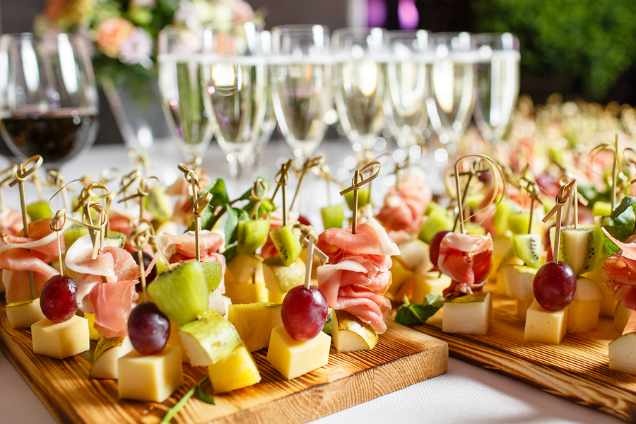 Finger food buffet là gì? Thực đơn tiệc buffet finger food sang trọng