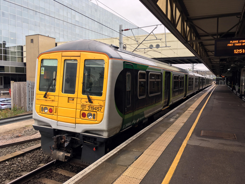 British Diesels and Electrics: Class 319 (BREL York Cross-Country ...
