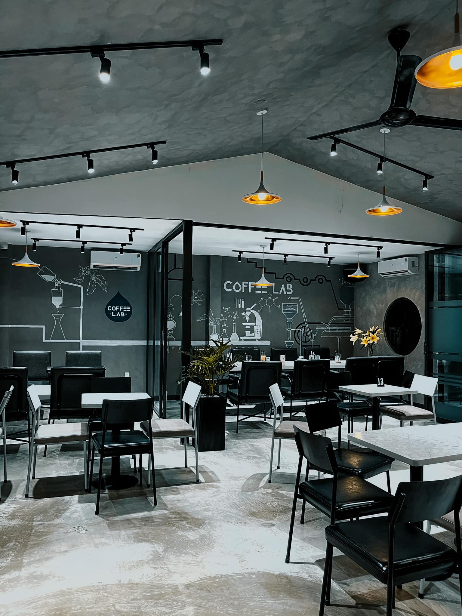 The Coffee Lab - Phòng thí nghiệm coffee "cực xịn" ngay trung tâm Quận 1