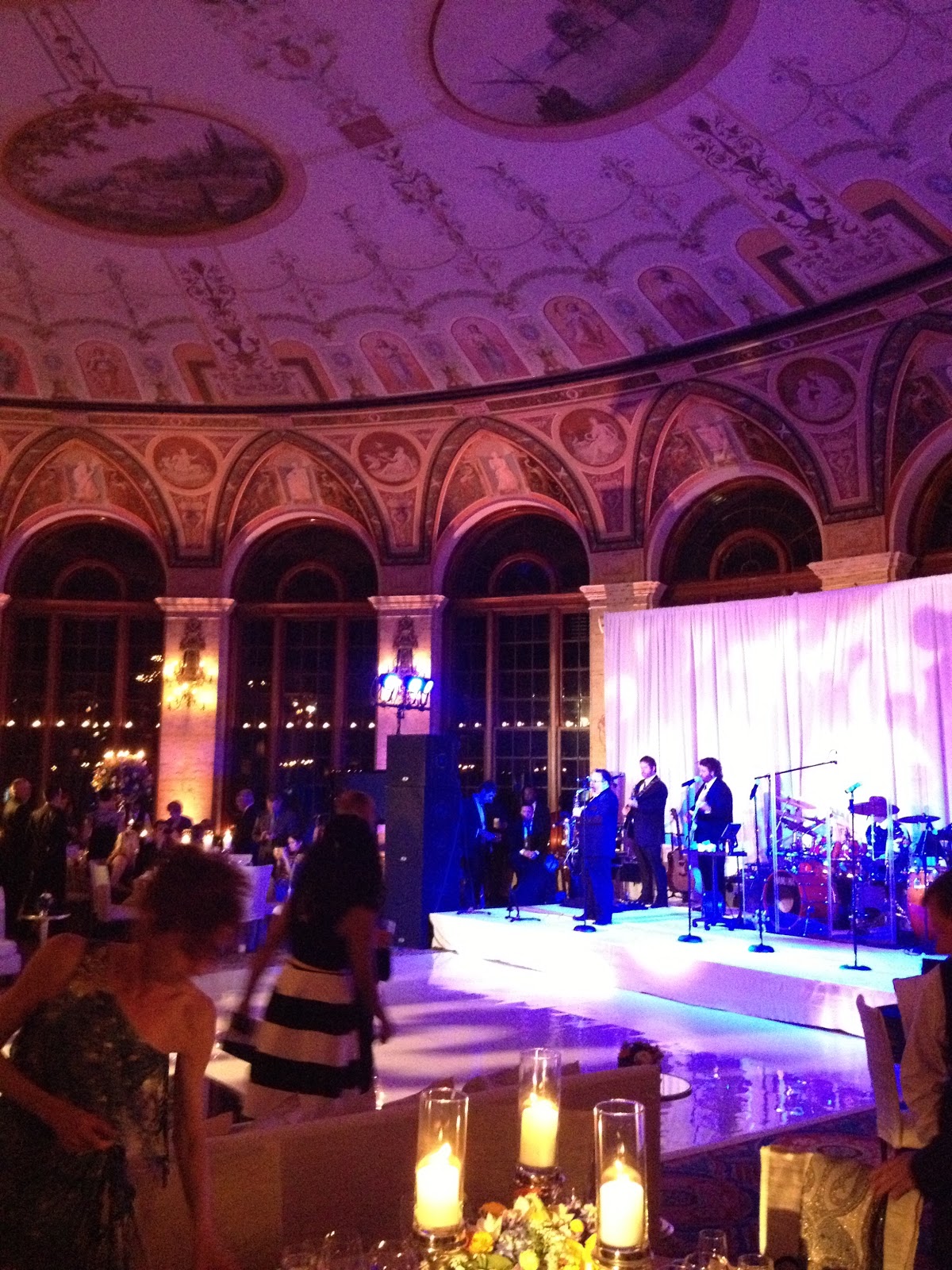 Shemmy Shemmy Shake Shake