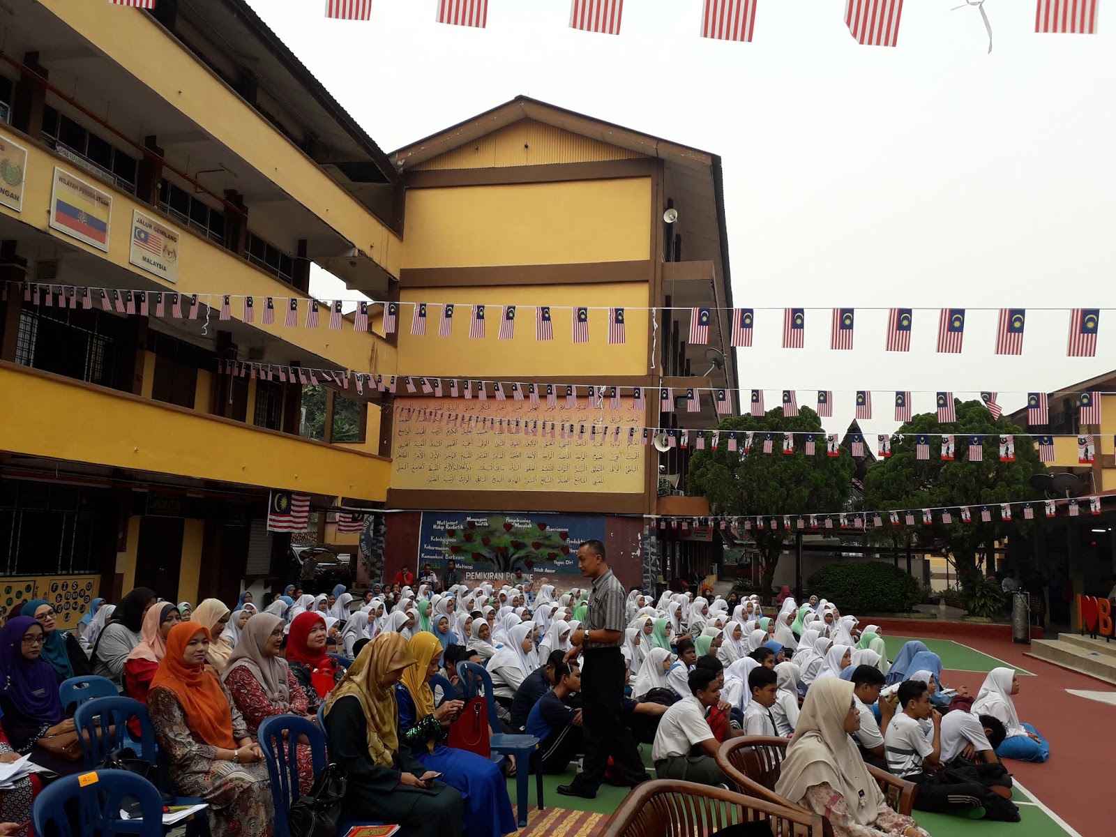 Sekolah Menengah Kebangsaan Bangsar (Integrasi): Merdeka Day ...