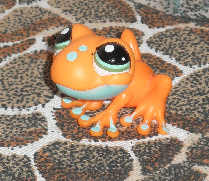 Collectomania: LPS Frogs