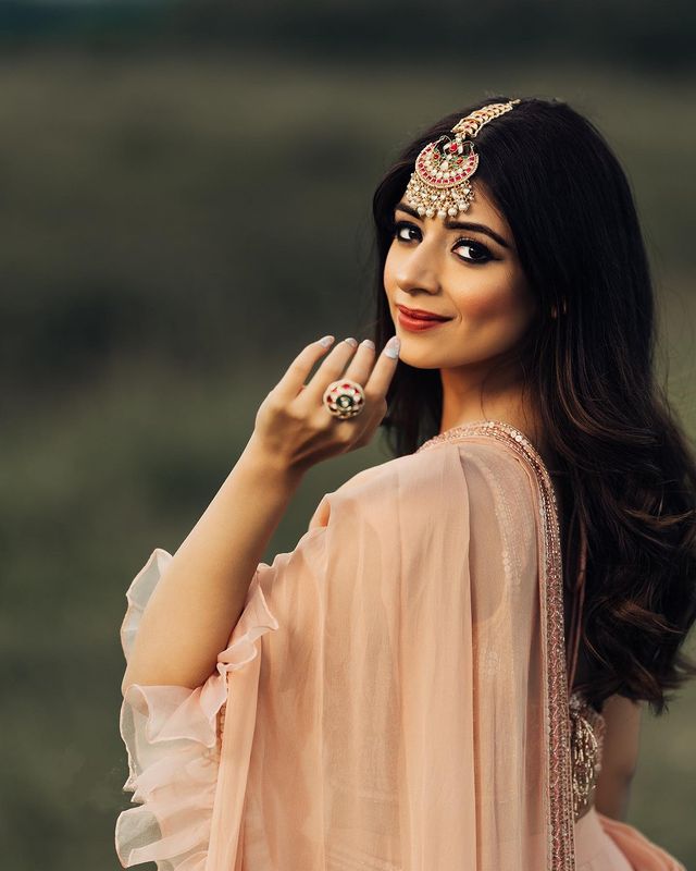 Tania Wiki Biography, Movies, Music Video, Photo, Age, Height, Affairs ... Tania Wiki Biography, Movies, Music Video, Photo, Age, Height, Affairs ...