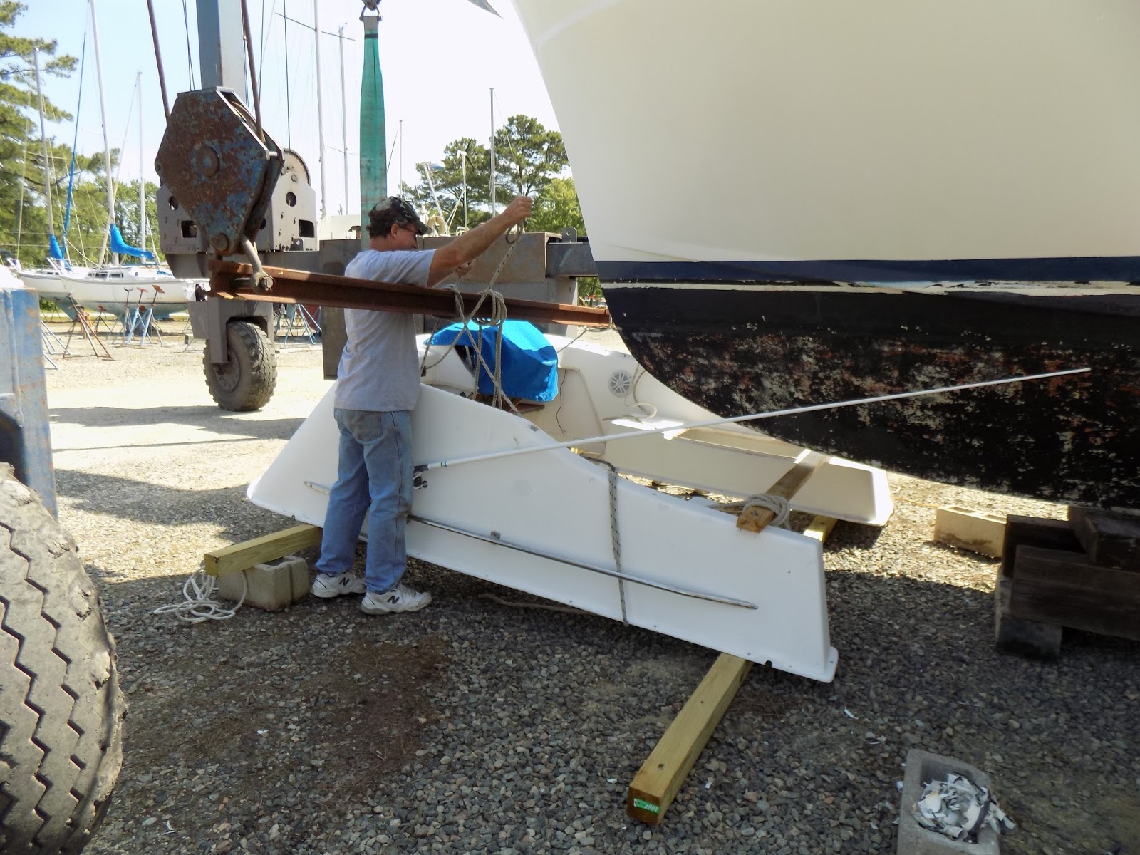 Boating With Shawn and Liz: Flybridge Removal!!!