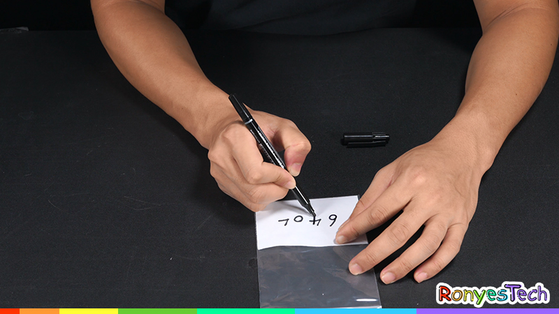 How to Do the Light Total Refraction Trick? - Science Experiments for ...