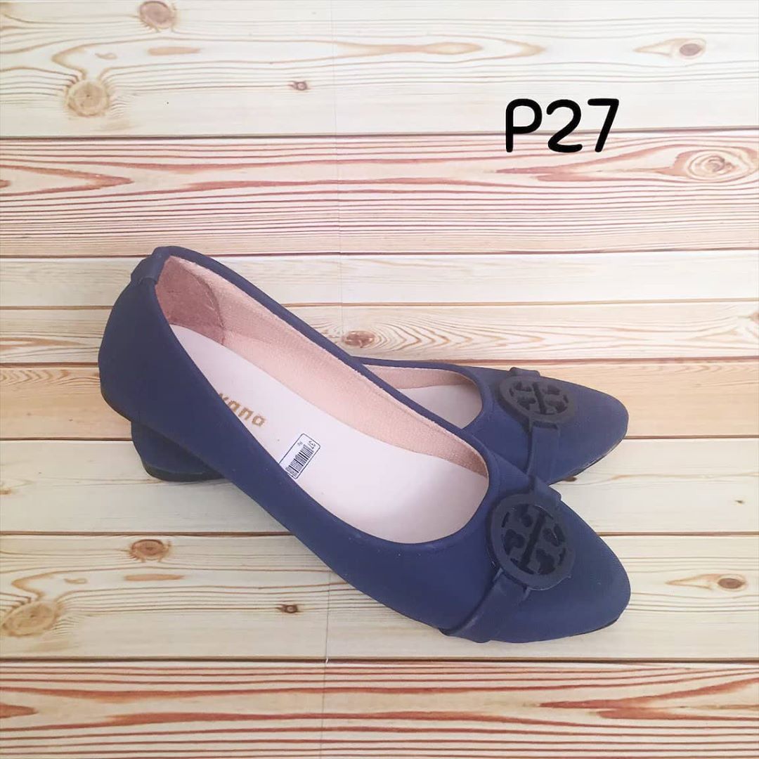 Model Sepatu Wanita Terbaik Yang Lagi Trend Di Tahun 2020 ...