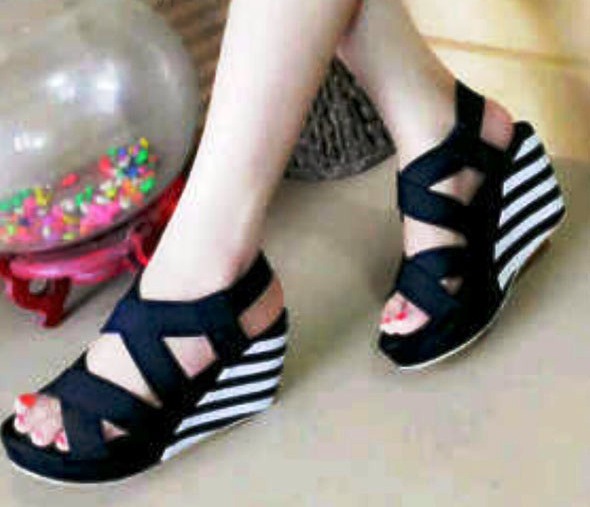 Warna Sepatu Untuk Kulit Sawo Matang | Ide Perpaduan Warna