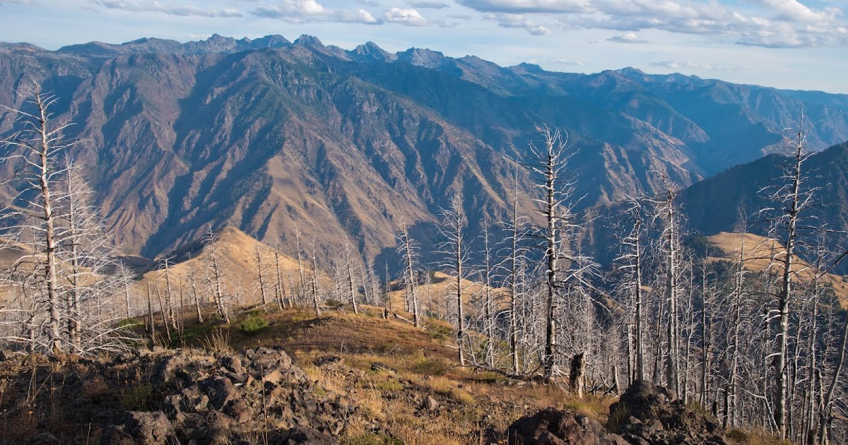 Hiking Shenandoah: Hat Point
