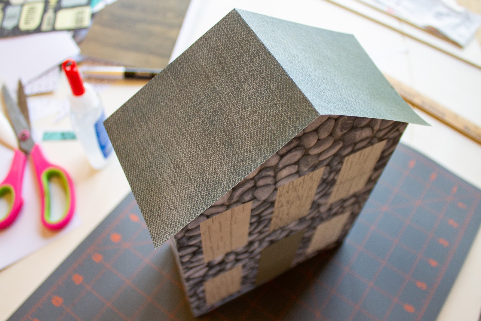 Make Little Paper Houses | Miss Kopy Kat