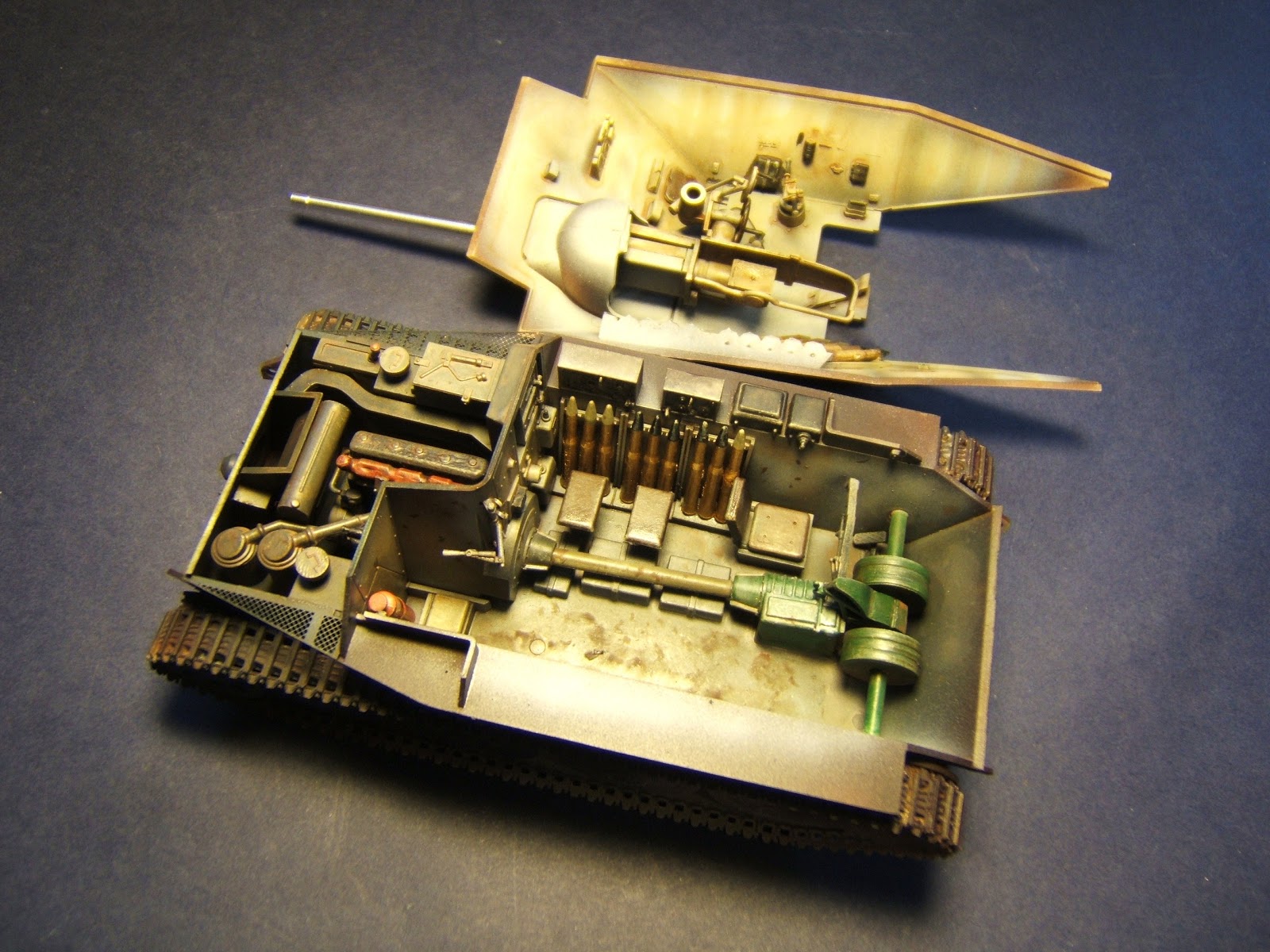 Dave's Tank Workshop : Hetzer with interior #1