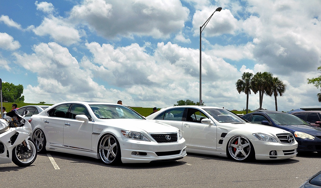 Motor Roar: Hottest Lexus Collection - VIP Modular Wheels