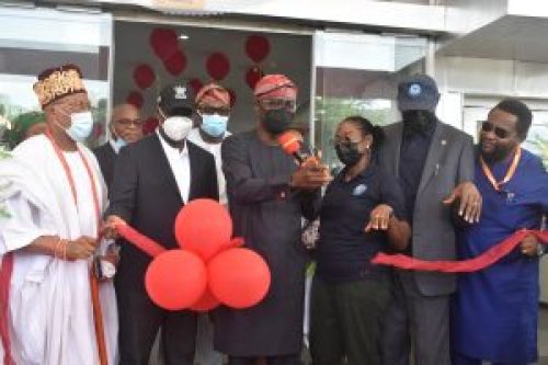 Sanwo-Olu inaugurates Yaba Bus Terminal - Nigerian News, Latest Nigeria ...