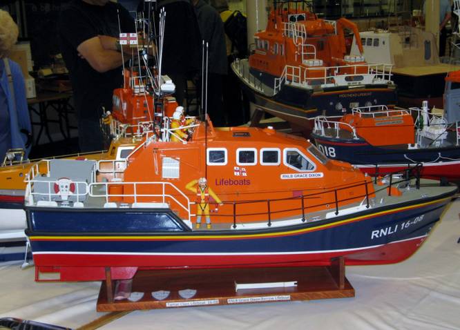 Etherow Model Boat club: Ken's Lifeboats