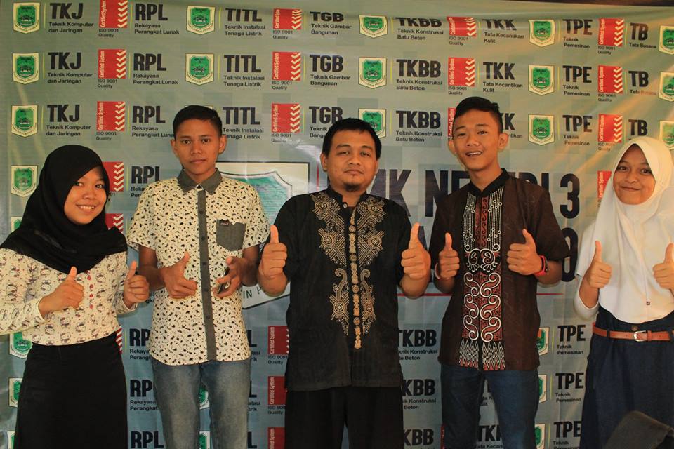 PENGERTIAN DAN ALAT-ALAT MULTIMEDIA | MULTIMEDIA