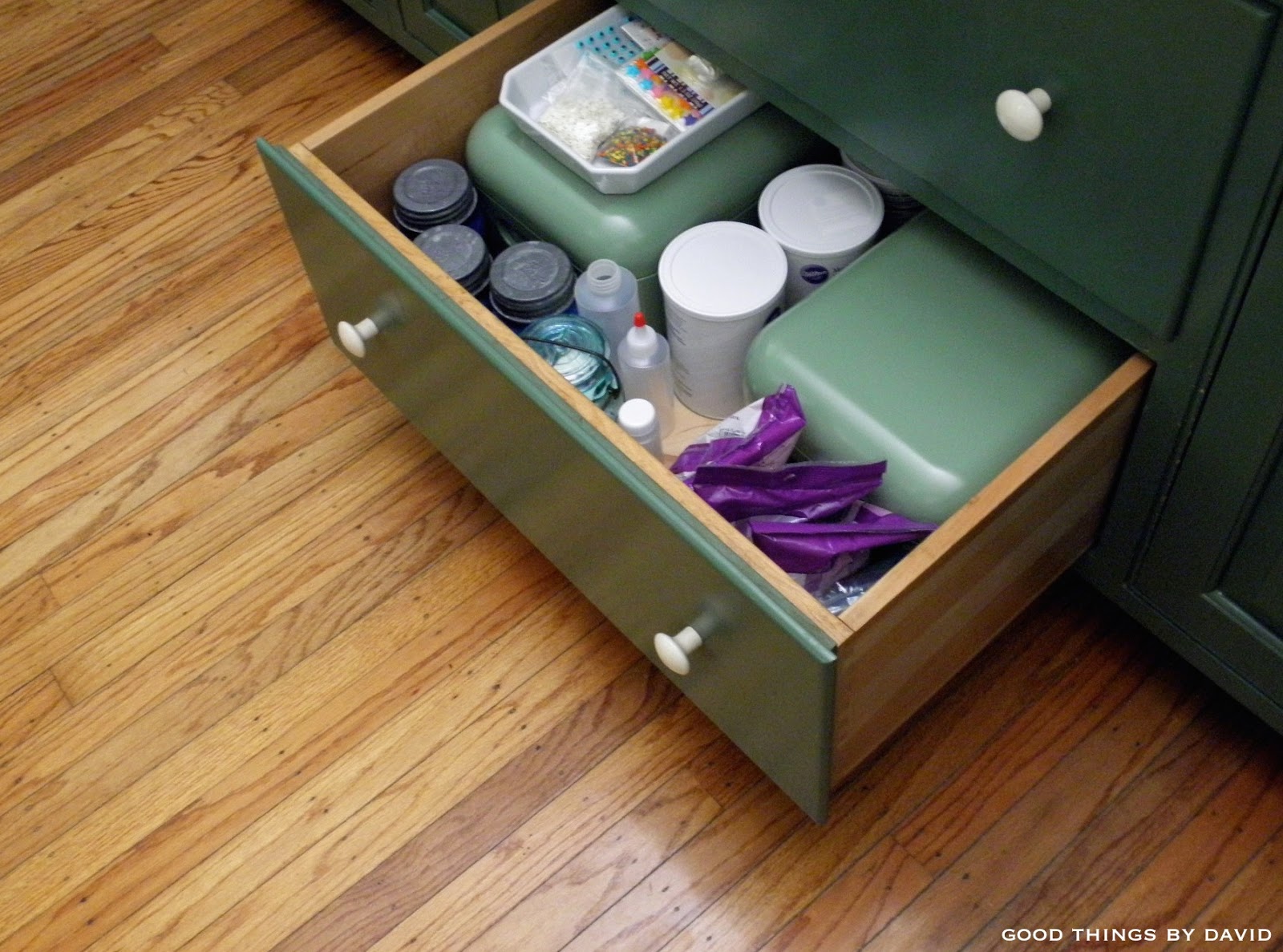 How to Organize a Cookie Decorating Area