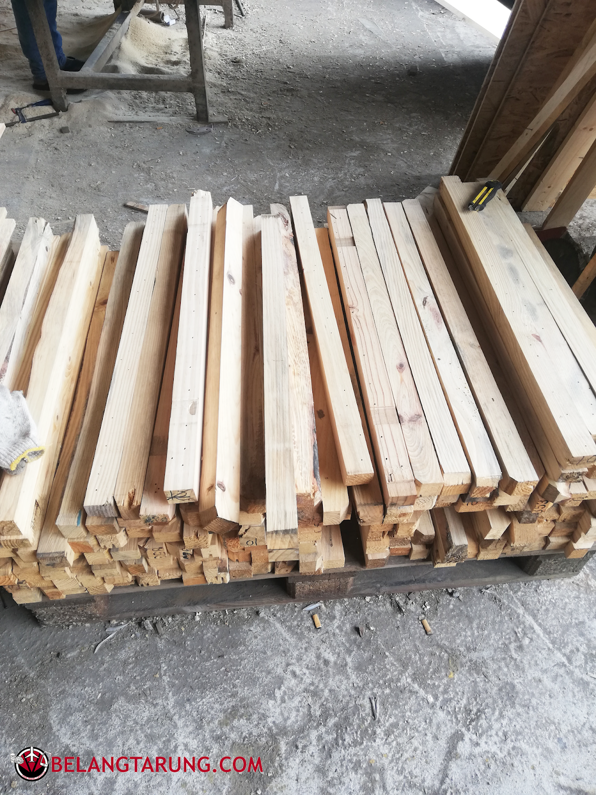 Beli Kayu Pelet Pine Murah Di Papan Pine Wood Shah Alam untuk DIY Perabut