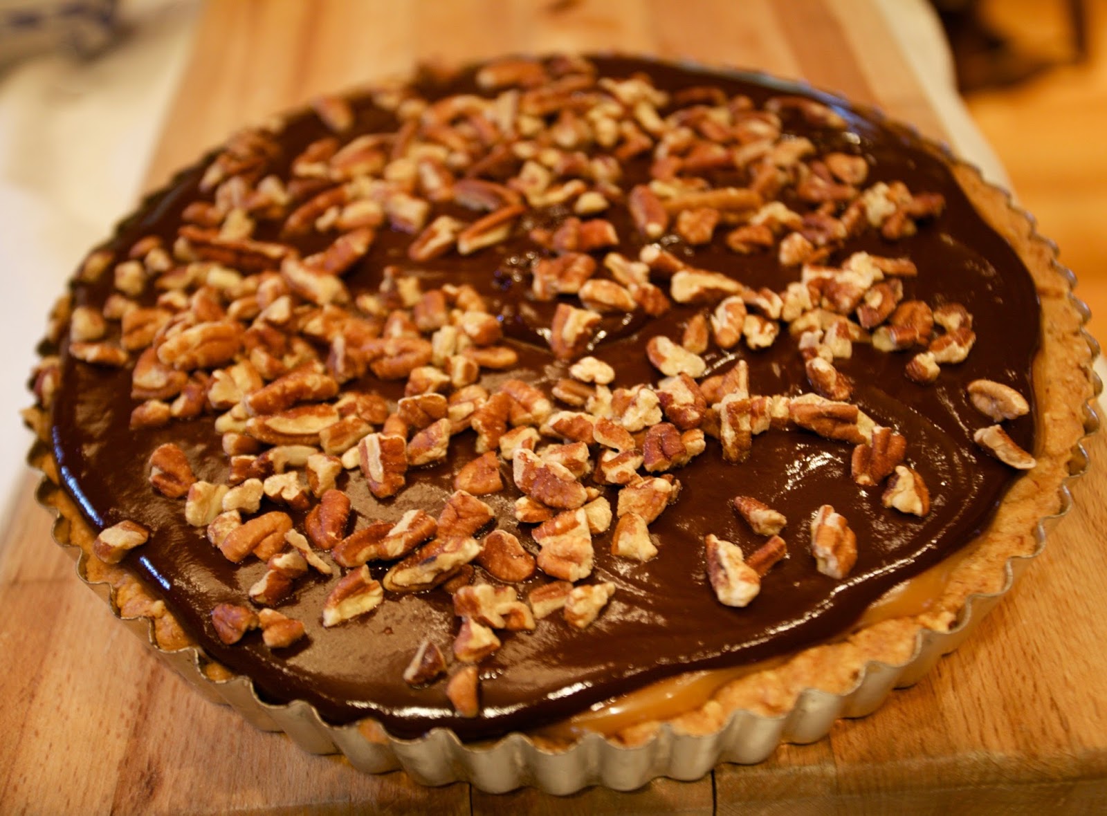Caramel and Chocolate Turtle Tart