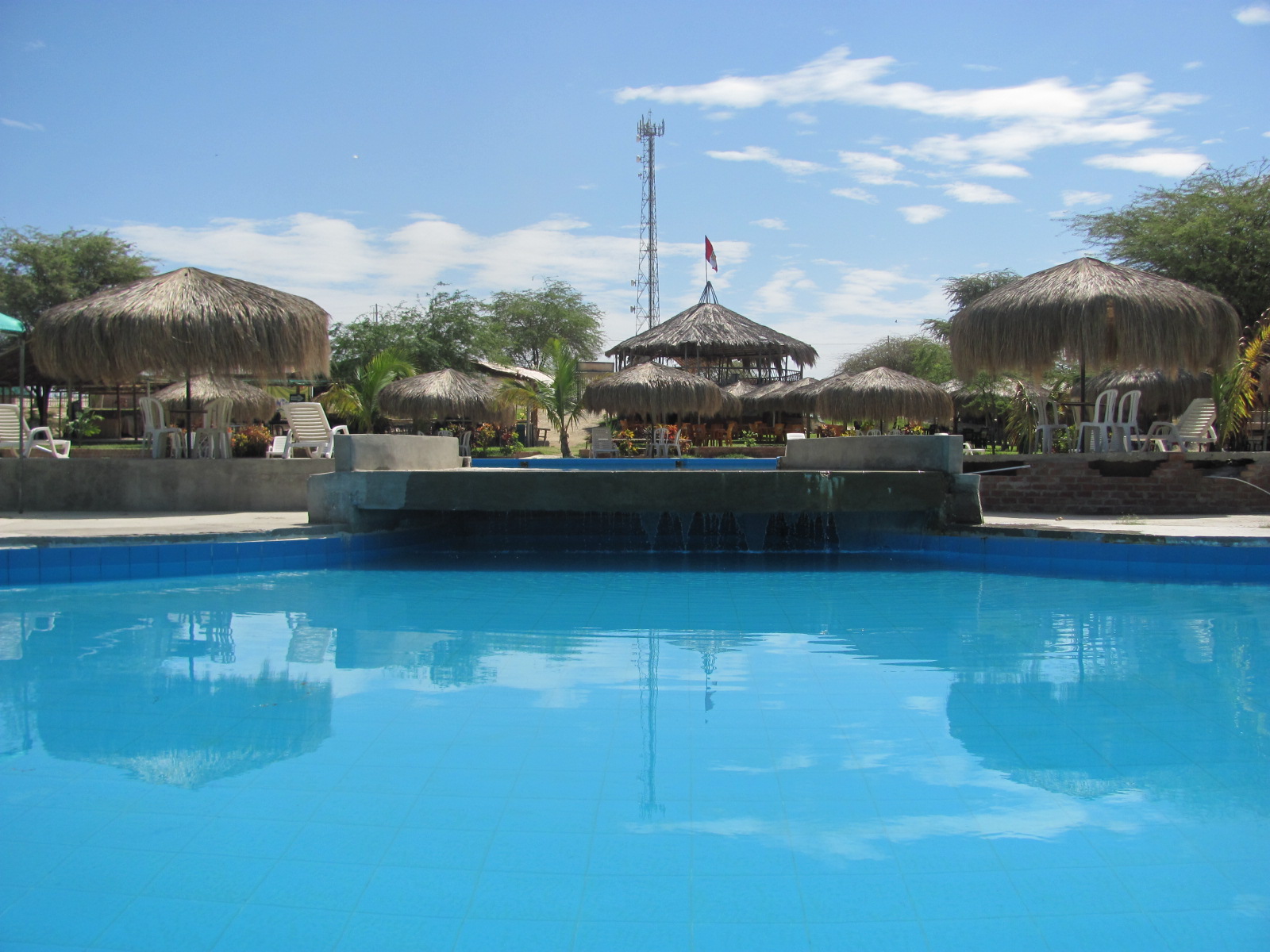 Emprende Piurano: "ATLANTYS CLUB-PIURA"