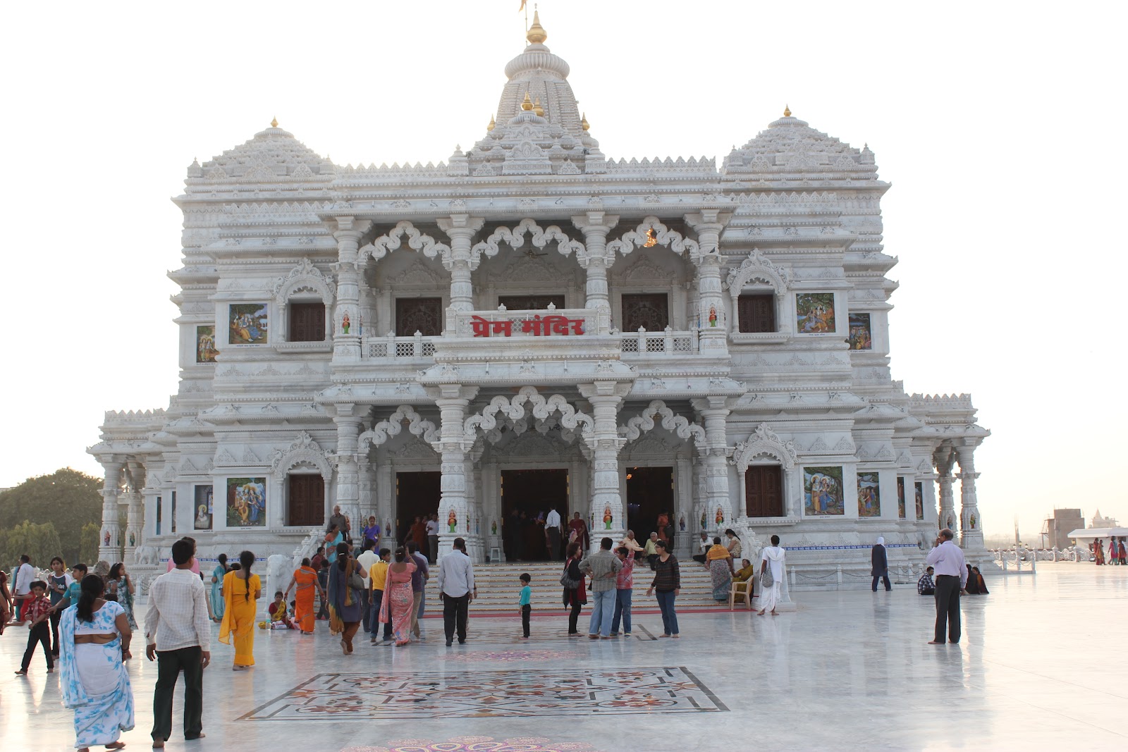 RadhaKrishnamayi: Prem Mandir - Vrindavan