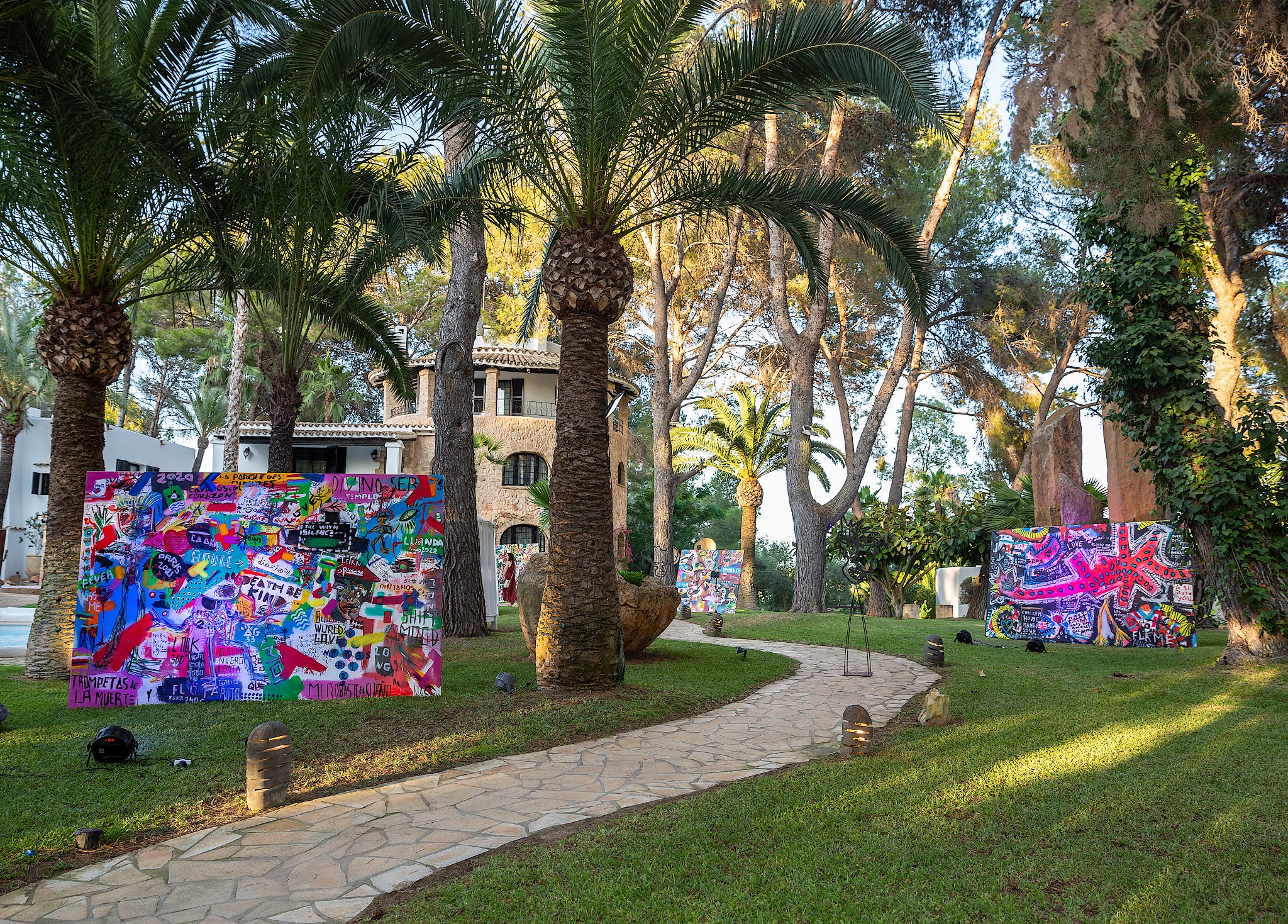 El Observador Solitario: MUCHAS EXPOSICIONES EN IBIZA CON LAS ...