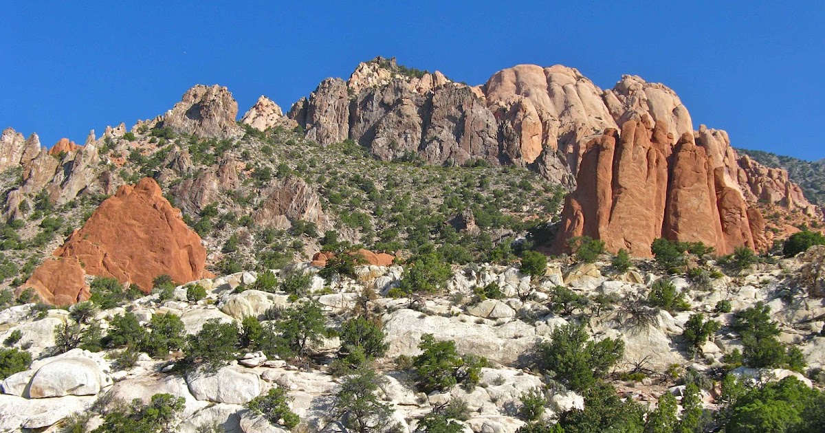 In the Company of Plants and Rocks: More famous rock outcrops ...